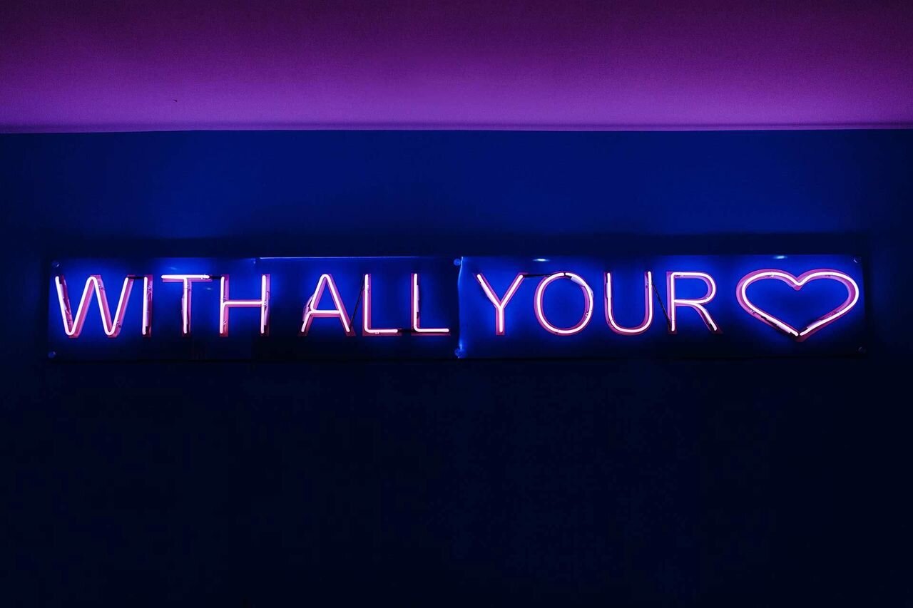 Improve social media images by adding texts